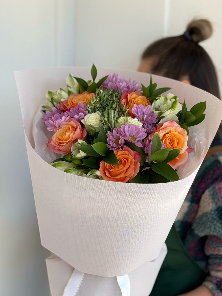 Soft Radiance – Flowers Station