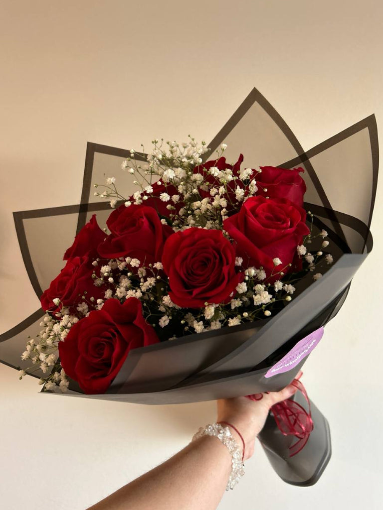 Roses Midnight Elegance (Red, Pink, White) – Flowers Station